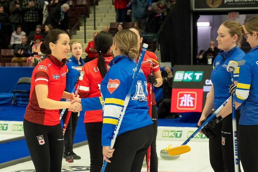 Canada’s Team Kerri Einarson rebounds to book spot in Scotties final ...